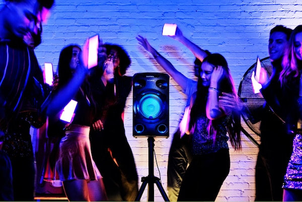 V02 Sistema audio ad alta potenza con tecnologia BLUETOOTH® | MHC-V02 ...